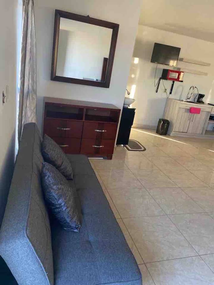 Studio 2 Beds Second Story - Delicias