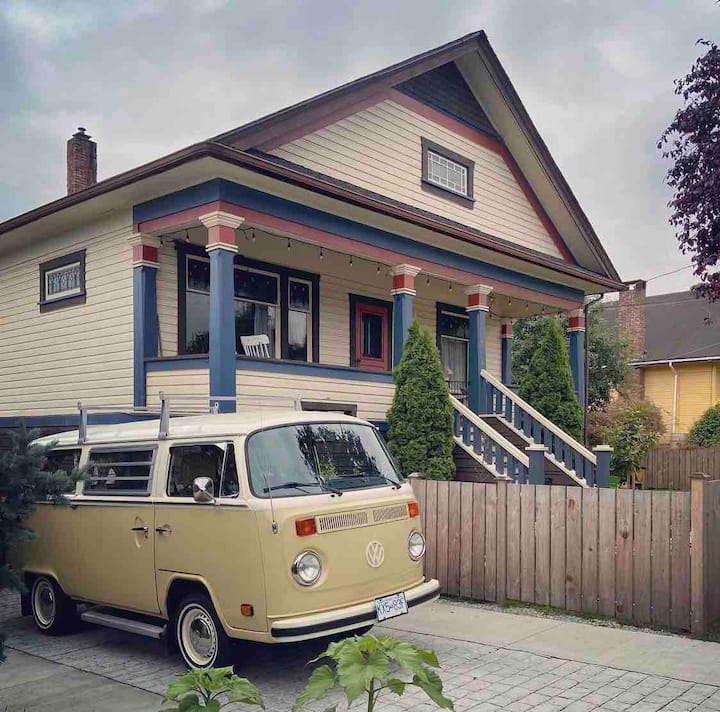 Heritage Home Studio,
Located In The Old City. - Nanaimo