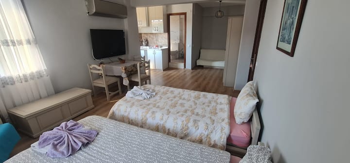 Denize 200m Butik Apart Oda *3* - Kuşadası