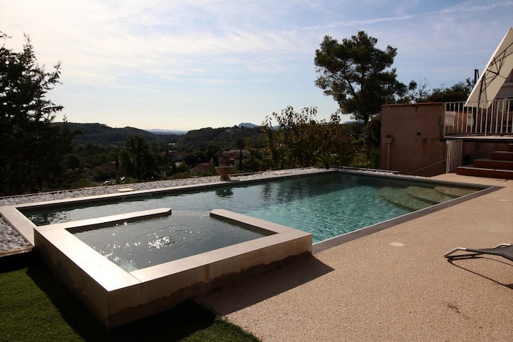 Studio Lumineux Dans Villa Avec Piscine Et Parking - Draguignan