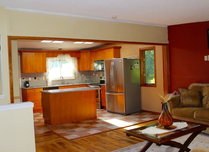 Near Seatac Airport And Train Station - 투퀼라