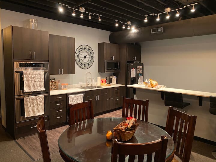 Revive Loft - Aberdeen, SD