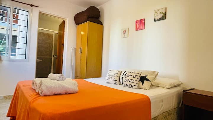 Peatonal De Carlos Paz A Dos Cuadras Del Centro - Villa Carlos Paz