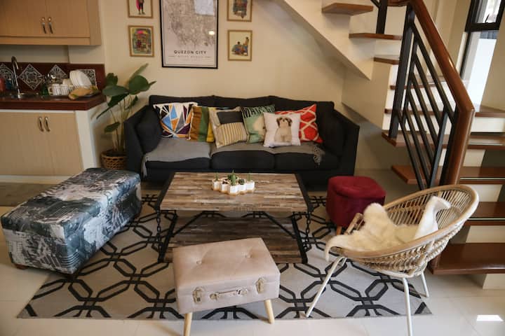 Modern Ecletic Townhouse - Diliman (For Events) - Quezon City