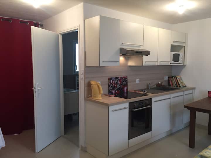Agréable Studio, Neuf, Proche De La Plage - Riantec