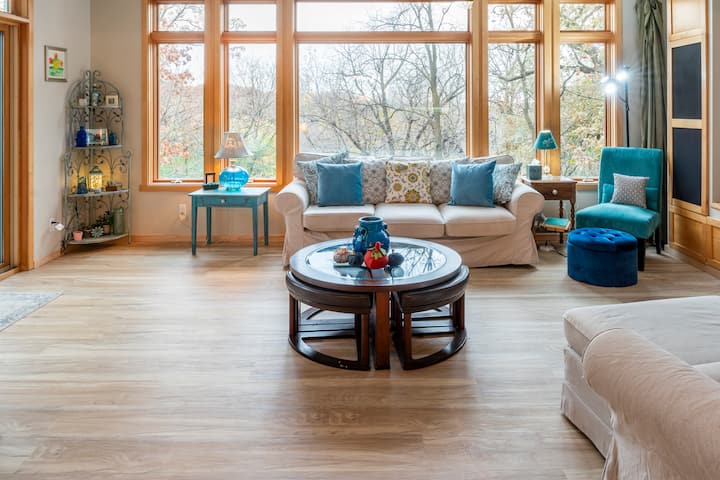 The Enchanted Woods With Hot Tub House - Eden Prairie, MN