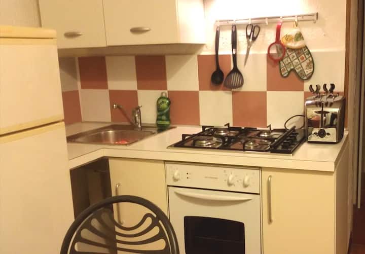 Grazioso Monolocale A Camaiore. - Camaiore