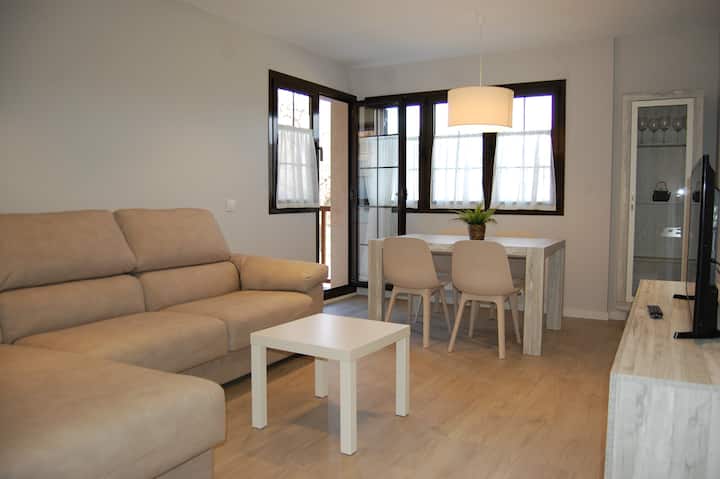 Precioso Y Acogedor Apartamento En Llanes 5pax - Asturias
