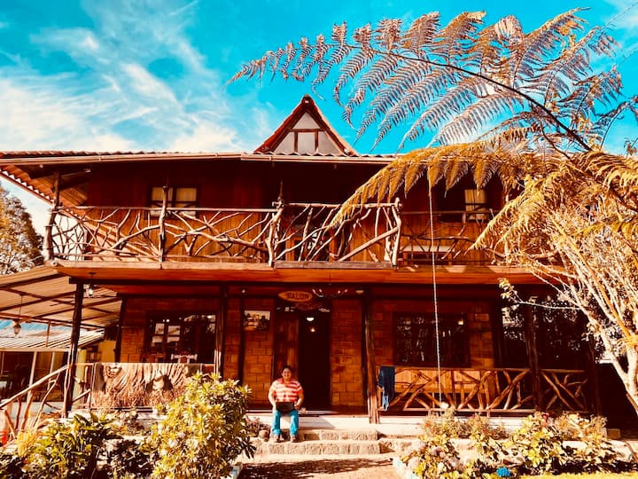 Casa Amplia Con Vista Al Volcán, Spa, Cancha Y Bbq - Banos