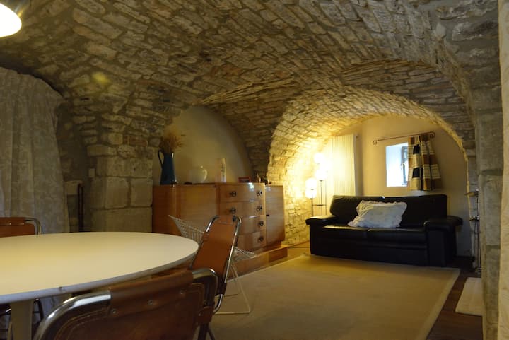 "Les Hirondelles" En Suite... - Barjac