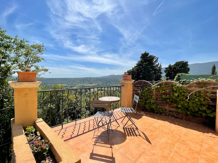 Jolie Petite Maison Avec Jardin Et Magnifique Vue - Fayence