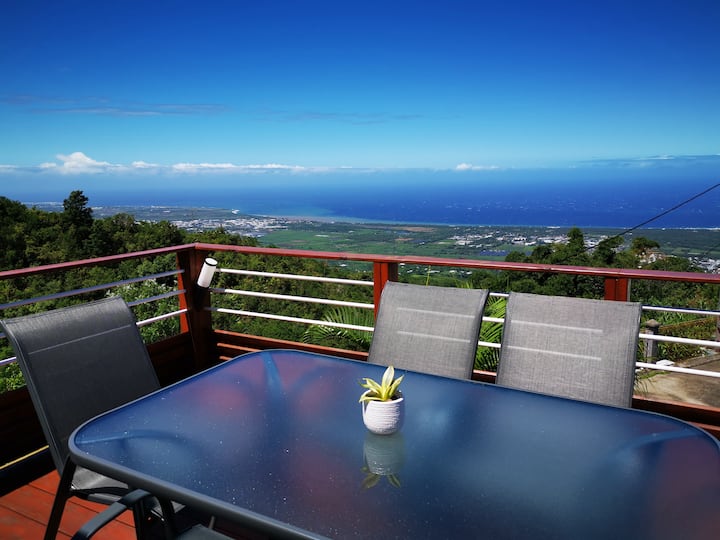 Un ŒIl Sur La Mer - Réunion