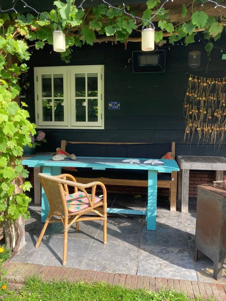 Rustig Gelegen Aan Het Bos, Duin En Zee. - Castricum