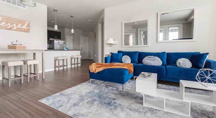 Resort Style Burb Suite 20mins/dt/extended Stays - Kirkwood, MO