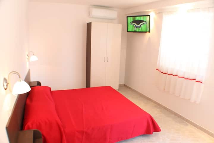 Apartment For Two, Couples Paradise! L07 - Mali Losinj