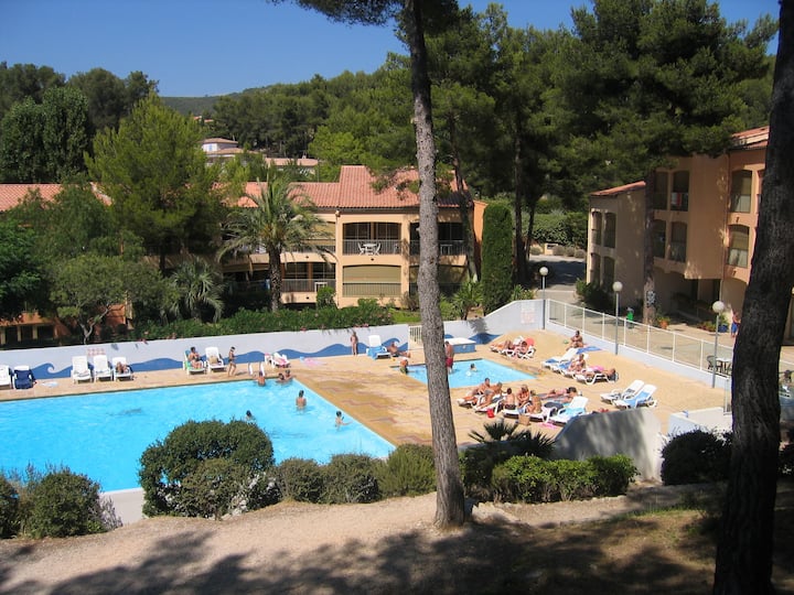 Grand Studio Dans Pinède à 600 M De La Plage - Sanary-sur-Mer