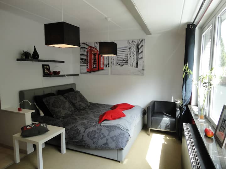 A Namur Même: Studio Connecté + Parking Gratuit - Namen