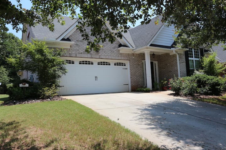 Cozy 3br Near Athens - Athens