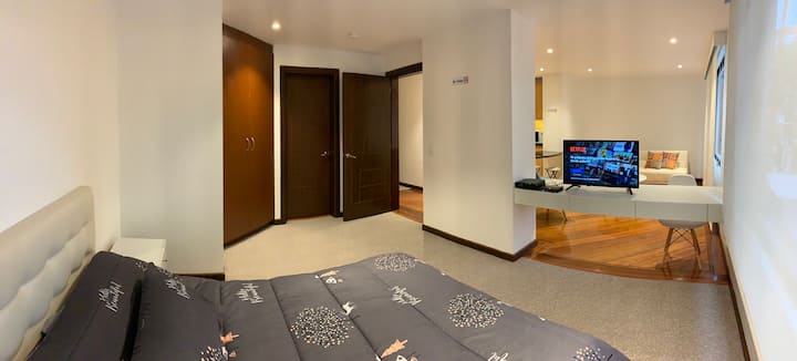 Moderna Suite, Acogedora Con La Mejor Ubicación - Quito