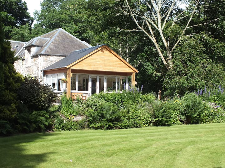 Squirrel Cottage Pitlochry - 皮特洛赫里