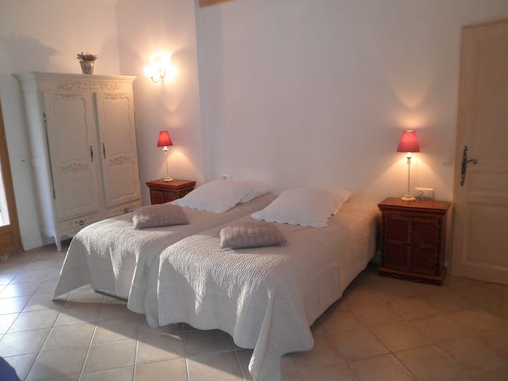 Chambre D'hôtes Les Lauriers Roses Cotignac -Var - Cotignac