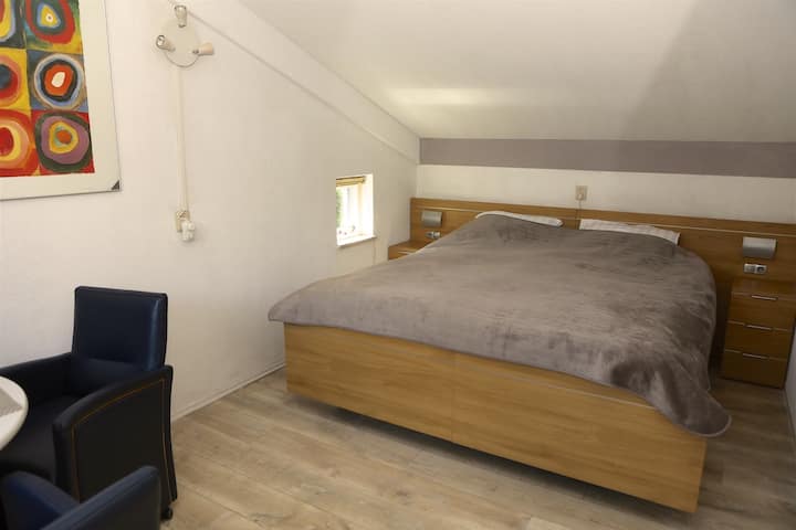 Zen Aan Zee In Kijkduin (Den Haag) - Monster