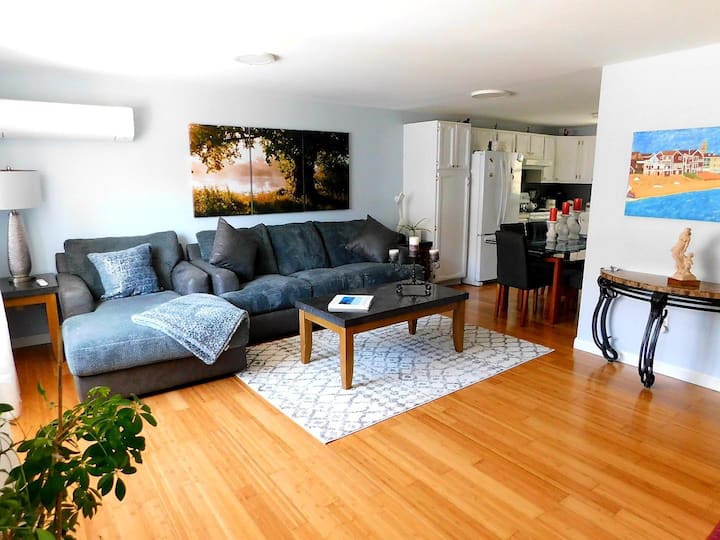 Nestled In Nature, 3 Bd 2 Bath Condo - Provincetown, MA