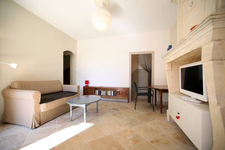 Charming Town House, Cool And Quiet. - Arles