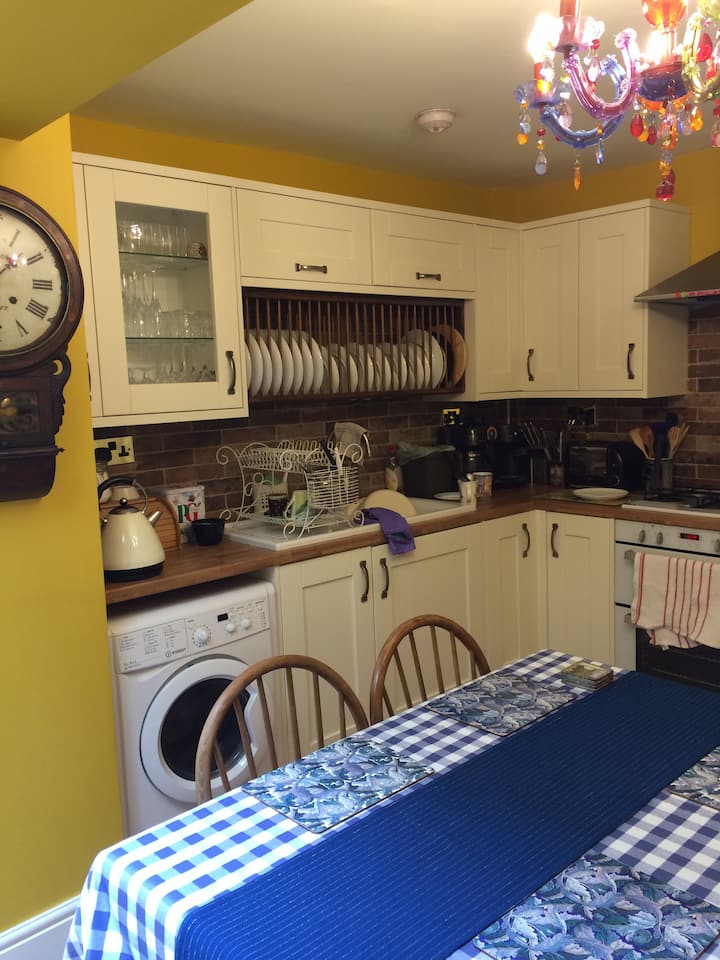 Cosy Victorian House, Convenient For City Centre - Cardiff