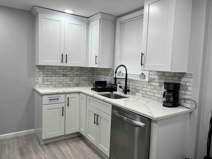 New Modern 1 Bedroom Apartment Minutes From Nyc - Splash Pad, Teaneck