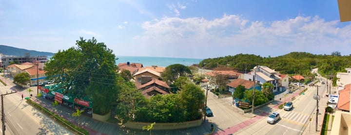 302 — Lindo Apto Vista Mar Em Bombinhas - Bombinhas