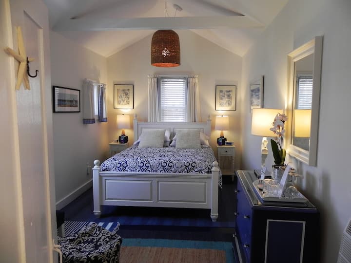 Camden Cottage - The Trellis House - York, ME