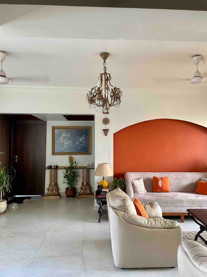 Eternal Sunrise (Sea Facing Apartment) - Mumbai