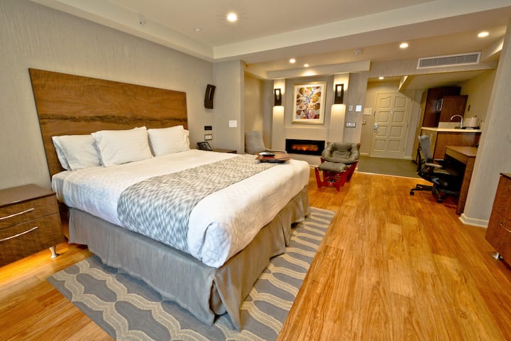 Silicon Valley / Mountain View Executive King Room - Palo Alto, CA