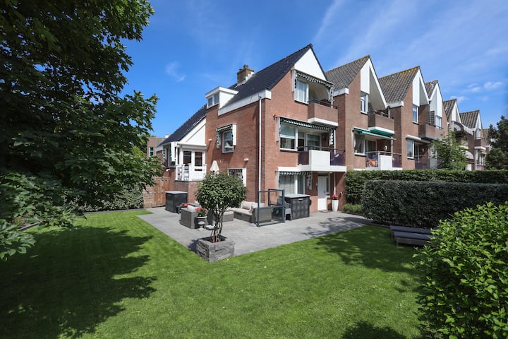 Ground Floor Apartment In City Center + Parking - Bloemendaal aan Zee