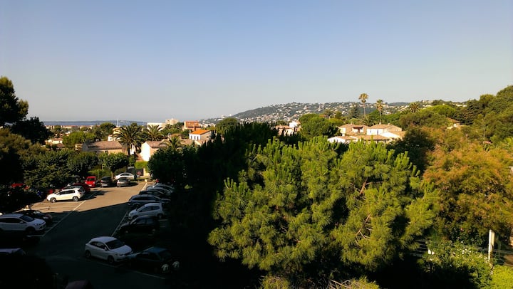 Antibes T3, Vue Mer, Dans Le Calme Et Les Hauteurs - Juan-les-Pins