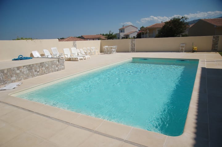 Appartement Avec Piscine, Type 2 - Borgo