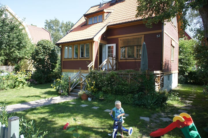 Private Villa From 1910 In Old Enskede - Stockholm
