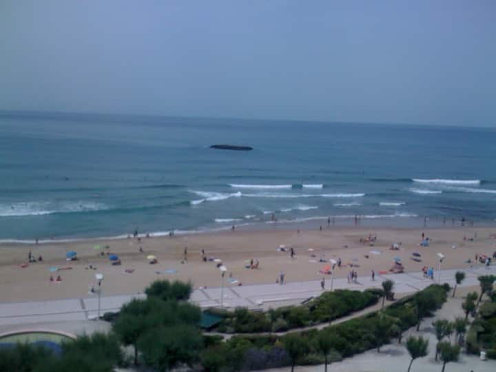 Vue Panoramique Sur  Grande Plage Piscine Parking - Biarritz
