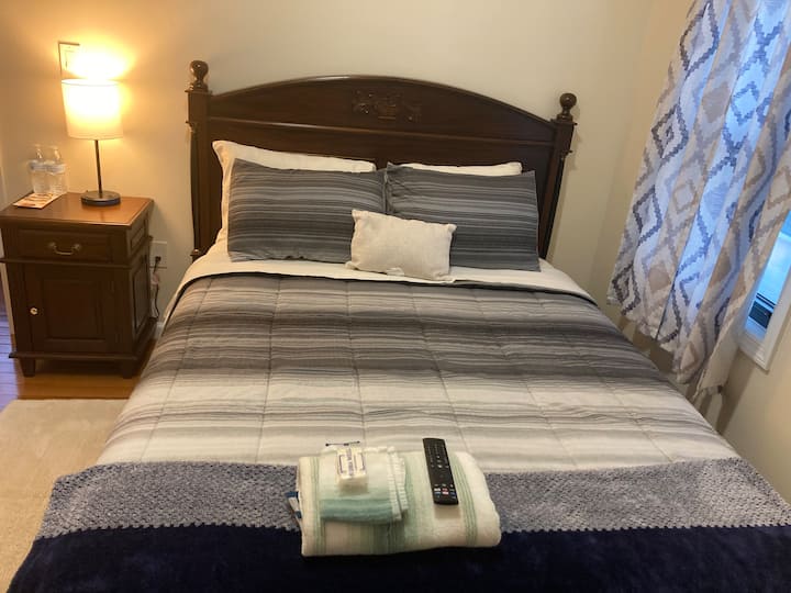 Lugar Encantador Con Parqueadero Gratis - Elizabeth, NJ