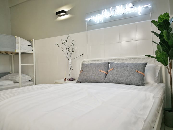 Kitchen⭐| 10mins Walk Bts |Budget | 4pax | Netflix - Tayland