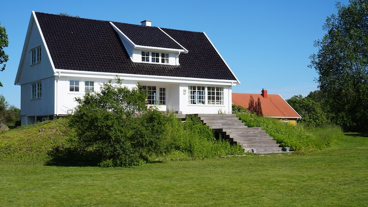 26 Pers/2 Houses, Idyllic Island, Groups, Seaview - Norway