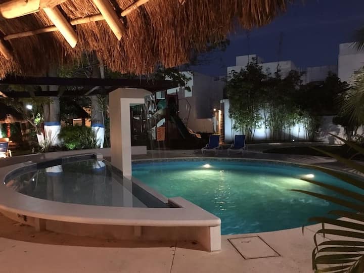 Cómoda Casa En Residencial Con Alberca - Ciudad del Carmen