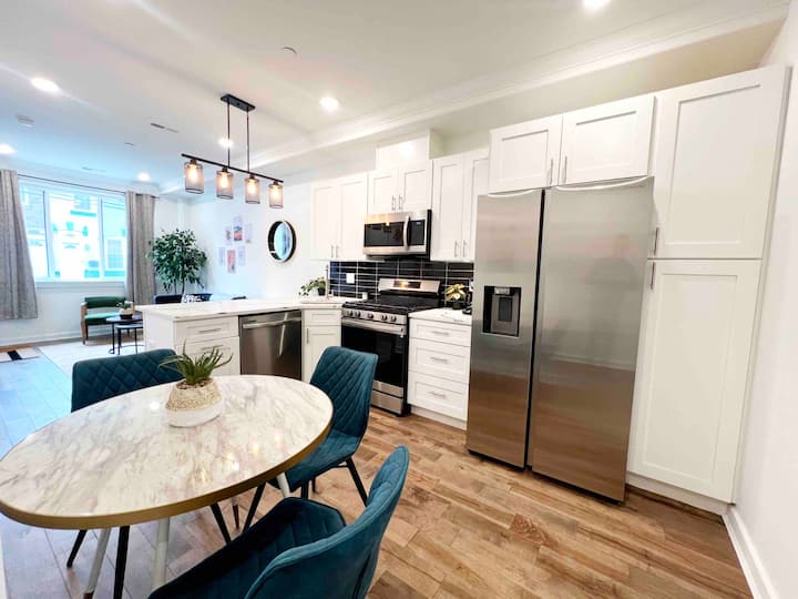 Modern New Construction With Private Patio - Philadelphia, PA