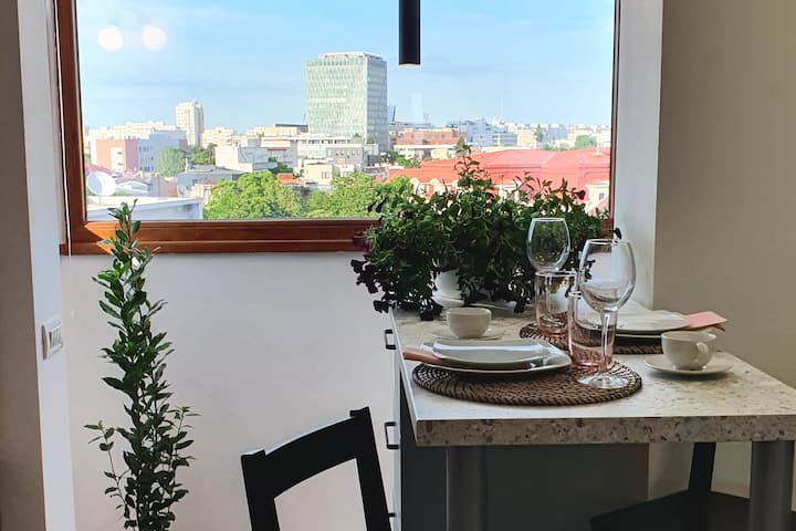 I'm A Fluffy Cloud.
3d Tour Available - Bucarest