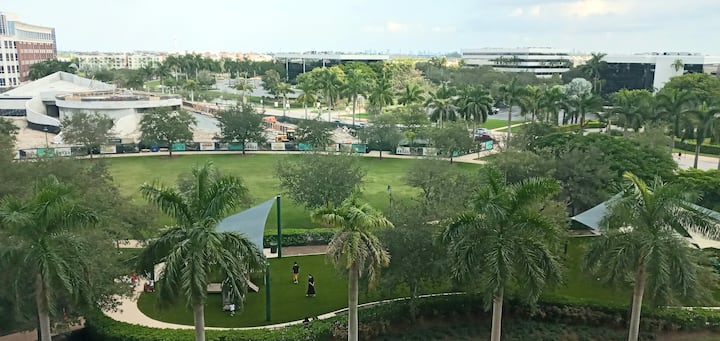 Apt. 2b +2b At Downtown. Descuento Renta Larga. - Doral, FL
