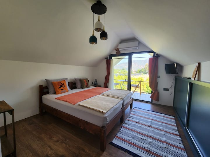 Adrasan Tatil Evleri Bağımsız ÇAtı Katı (Ada) - Adrasan