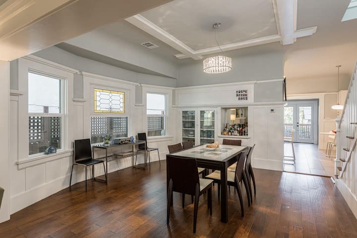 Guest Suite In Midtown - Introspection - Sacramento, CA