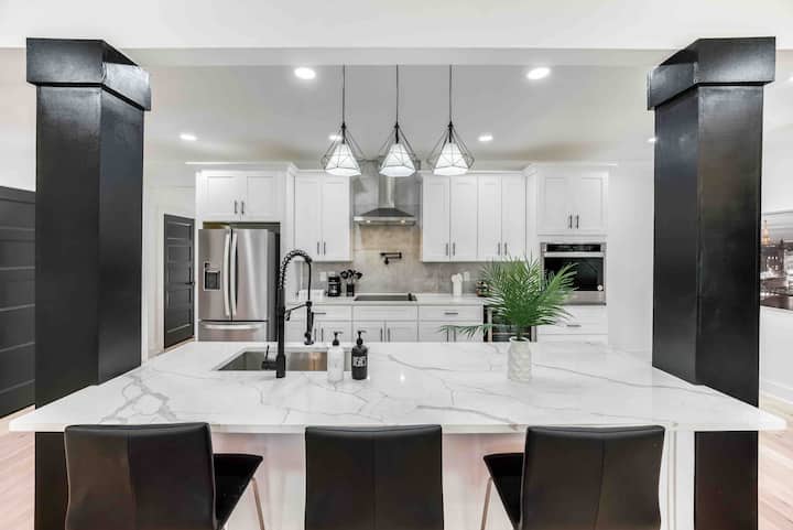 Luxurious Modern Home In The Heart Of Atlanta - Atlanta, GA