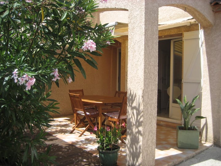 Proche Plage, Villa 6 Personnes Climatisée, 3 Ch - Carnon